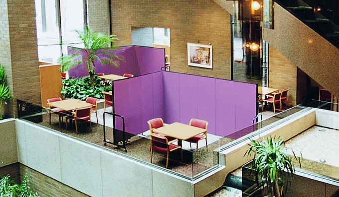 Hotel Privacy Screens Set Up in Seconds-Screenflex