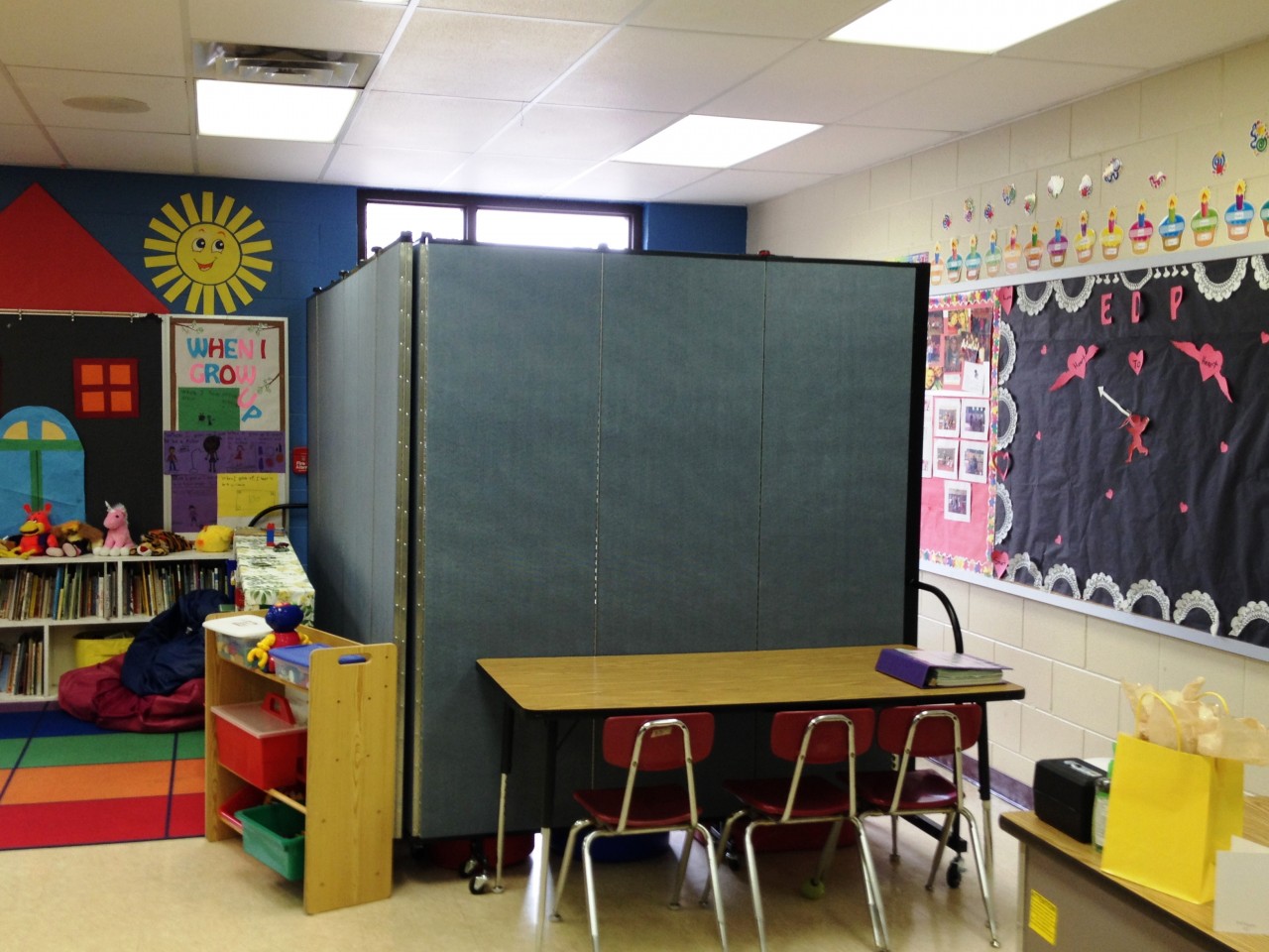 Preserving Privacy and Security In Schools - Screenflex