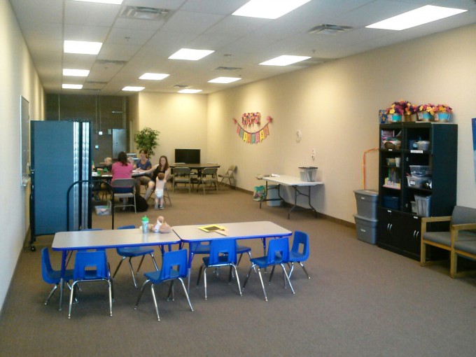 MOPS Small Group Room - Screenflex Portable Room Dividers