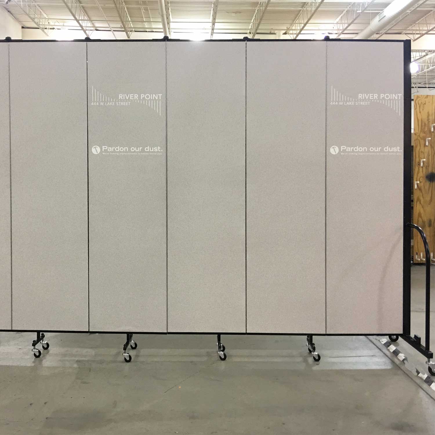 Construction Privacy Screen | Screenflex Portable Room Dividers