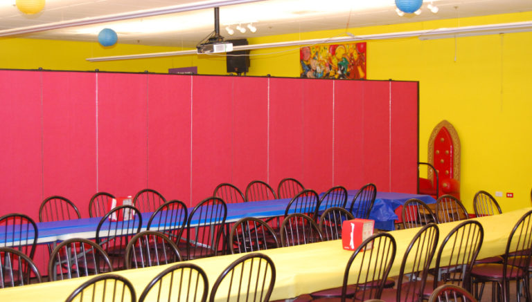Party Room Space Dividing with Portable Partitions| Screenflex
