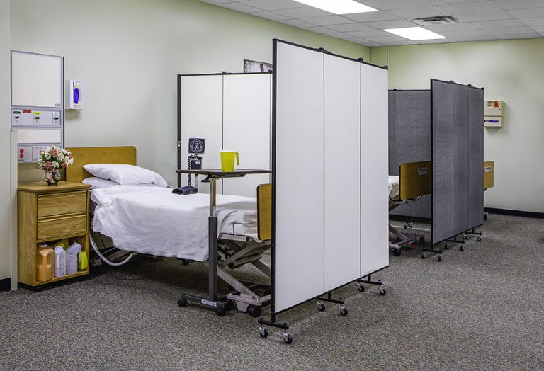 Freestanding Patient Medical Privacy Screen | Screenflex