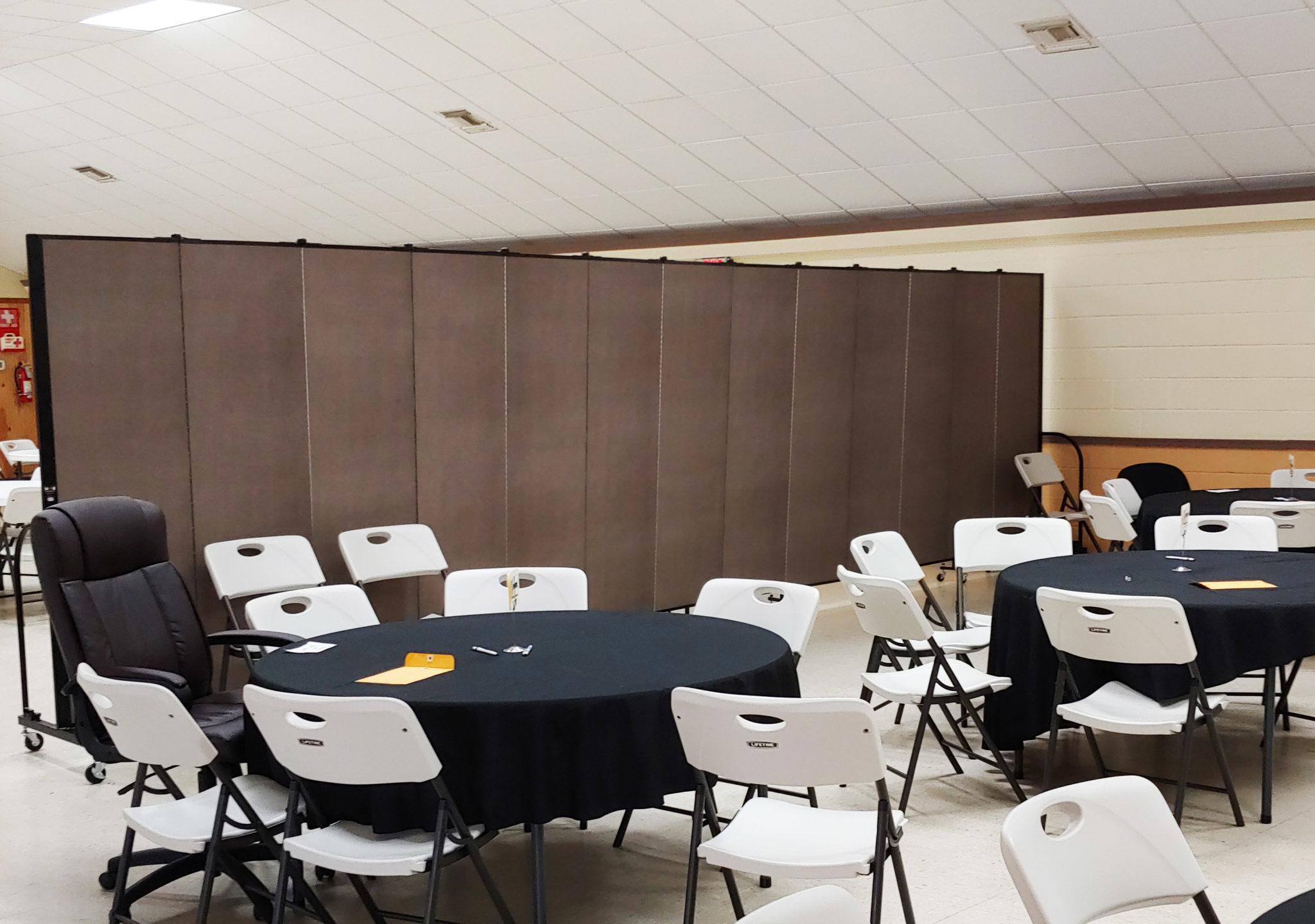 Church Meeting Space - Screenflex Portable Room Dividers