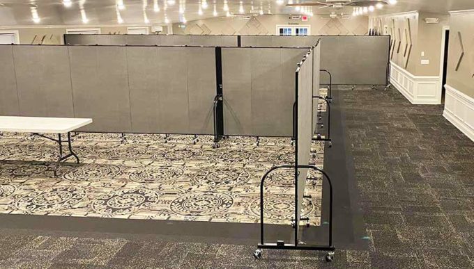 Party Room Banquet Dividers - Screenflex Portable Room Dividers