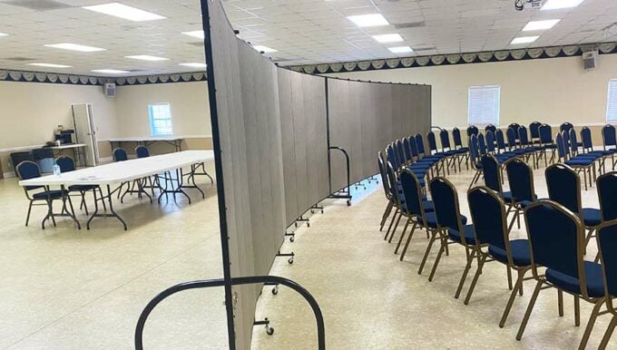 Auditorium-Style Church Classroom - Screenflex Portable Room Dividers