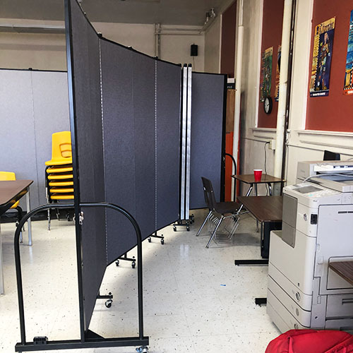 Customizable Space Division in Classroom - Screenflex Partitions