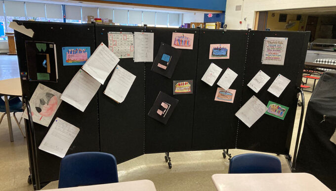 Small Group Separation in Large School Room